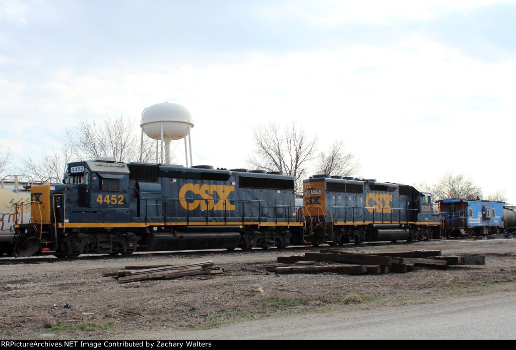 CSX 4452 6353